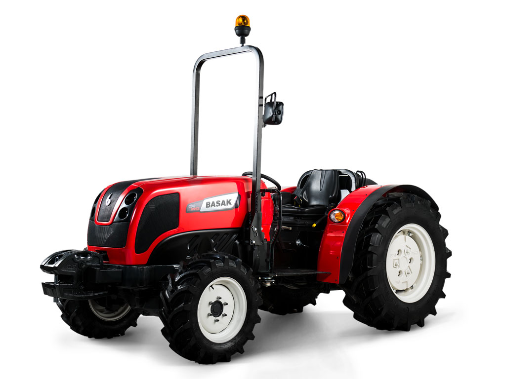 Traktory BAŠAK a malotraktory CAPTAIN - Agromechanika s.r.o.
